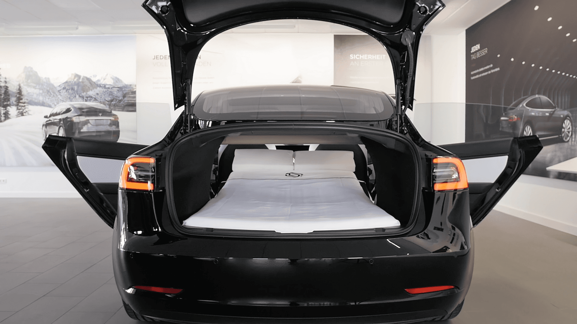 Premium Tesla model 3 bed | DreamCase